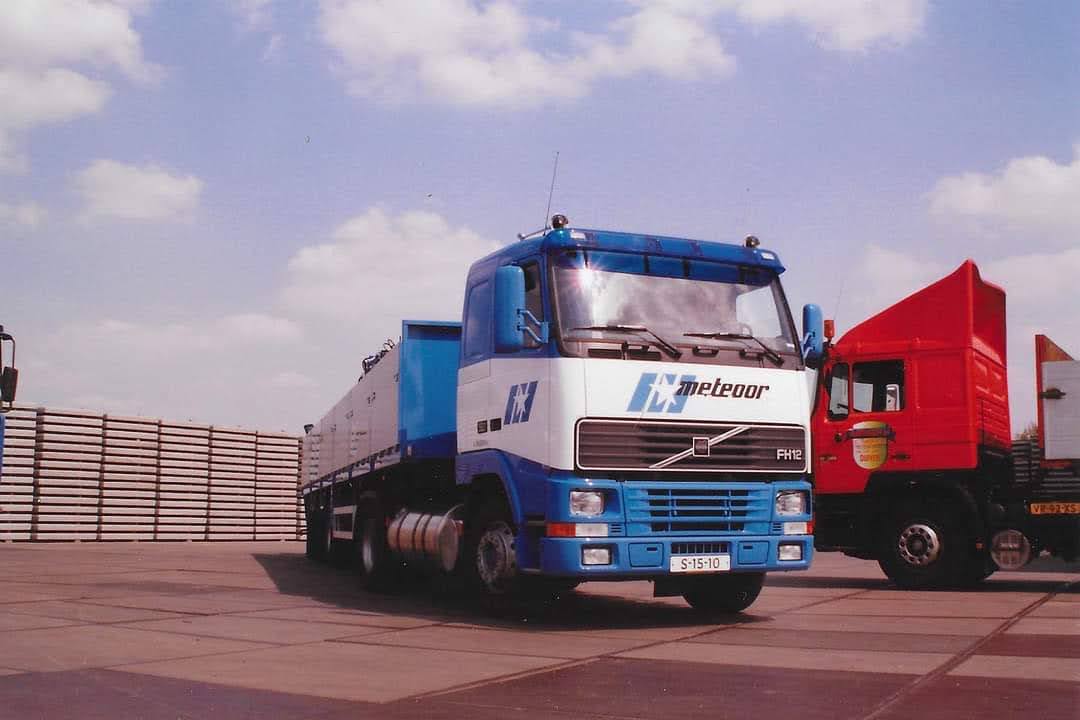 Jan legt Stelcon platen door heel Nederland | Meteoor Beton B.V.